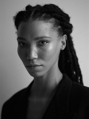 FASHION ART WISE - character