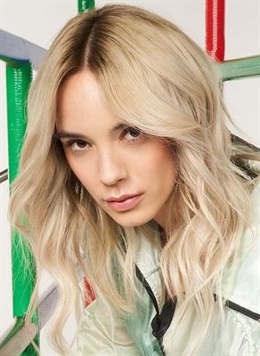 FASHION ART WISE - character